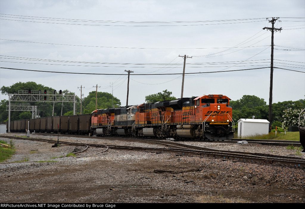 BNSF 8764